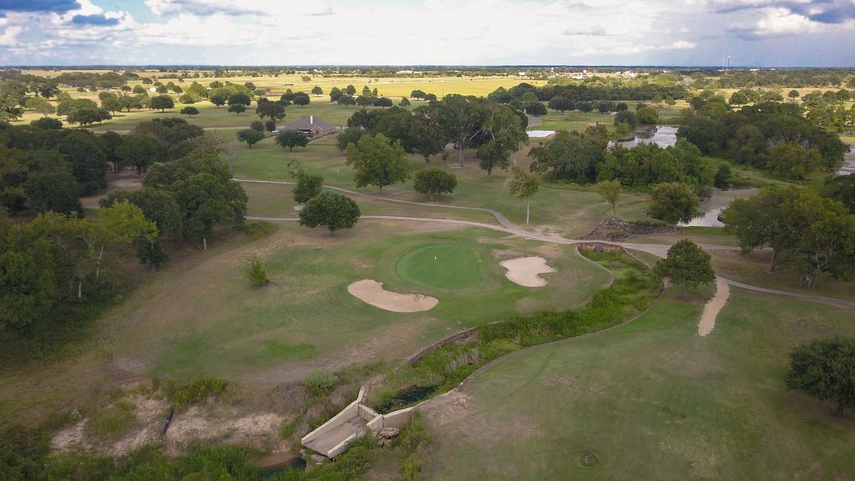 Gallery - Legendary Oaks Golf Course